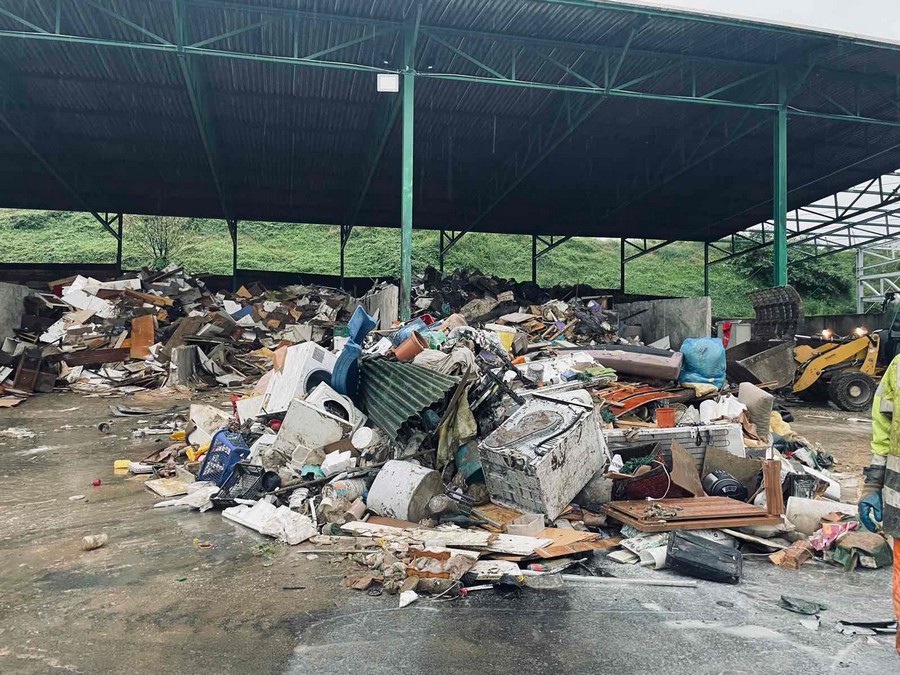 Informacije glede odvoza smeti in zbiranju odpadkov