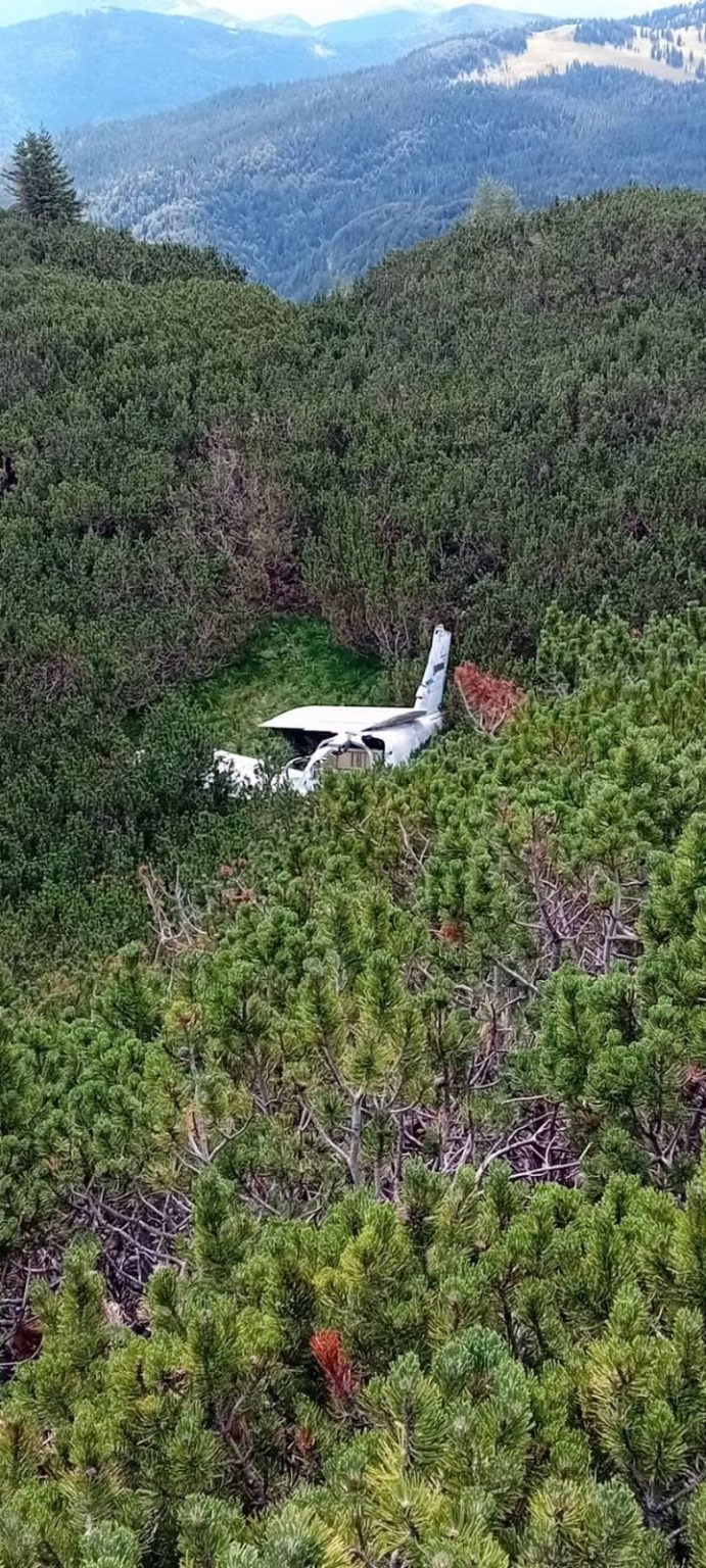 Pismo bralca: Kdaj bodo odstranjene razbitine letala?