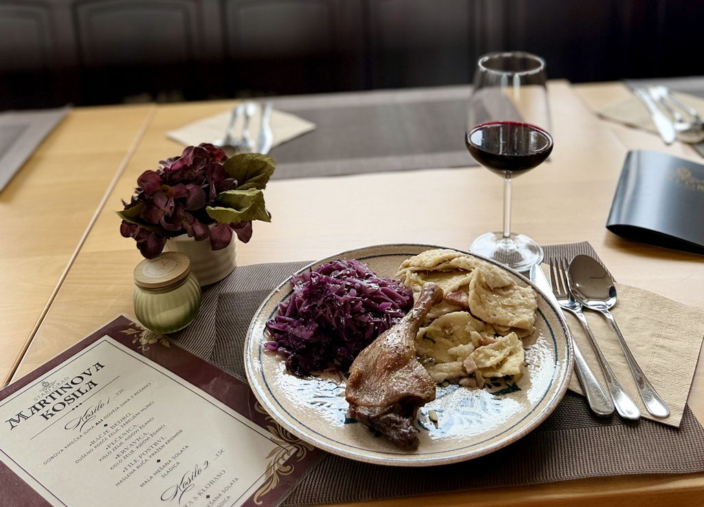 Martinova kosila na Starem gradu nad Kamnikom